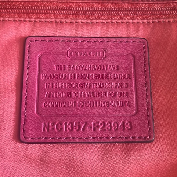 Coach | Bags | Coach Daisy Spectator Beige Salmon Pink Leather File ...